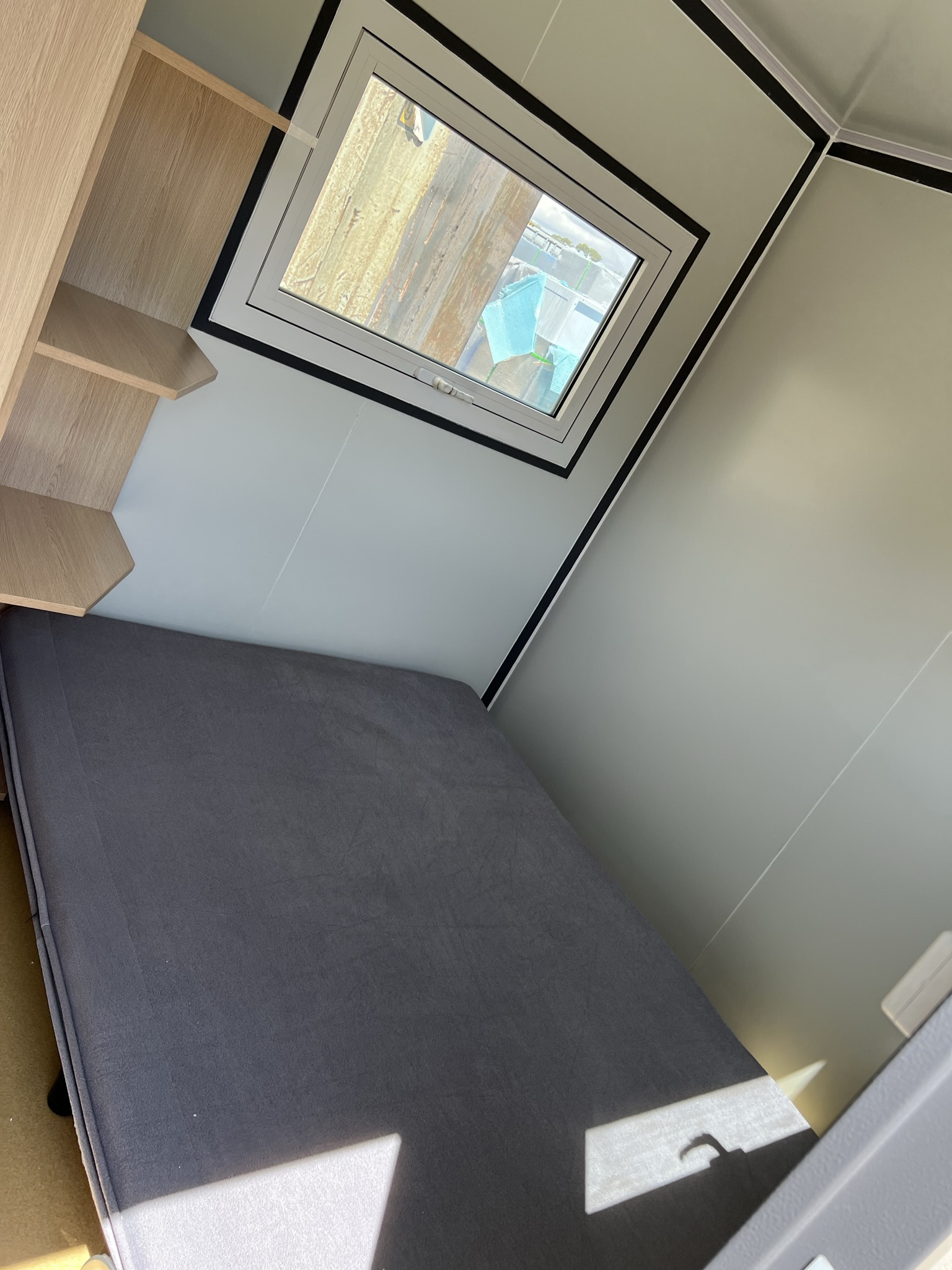 Accommodation Unit with Toilet/Shower - Perth Equipment Sales