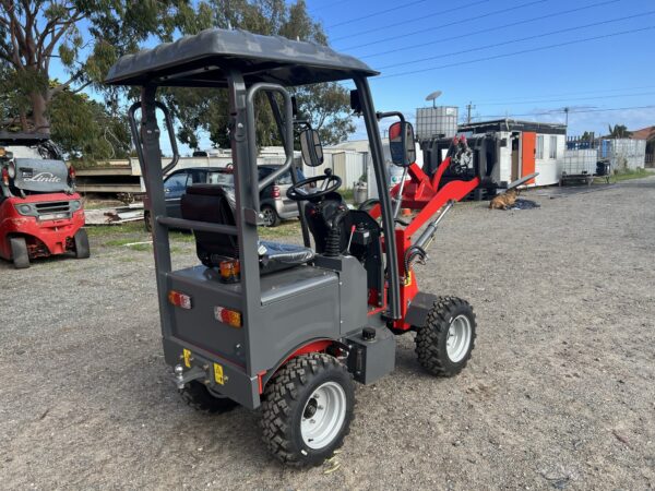 400KG Electric Mini Loader w/Quick Hitch - Perth Equipment Sales