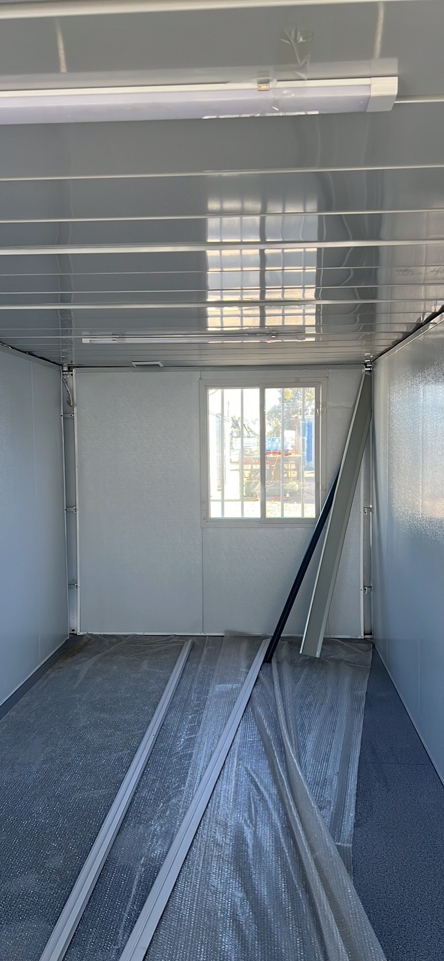 5.8 x 2.45 Flat Pack Site Office / Donga / Transportable Building ...